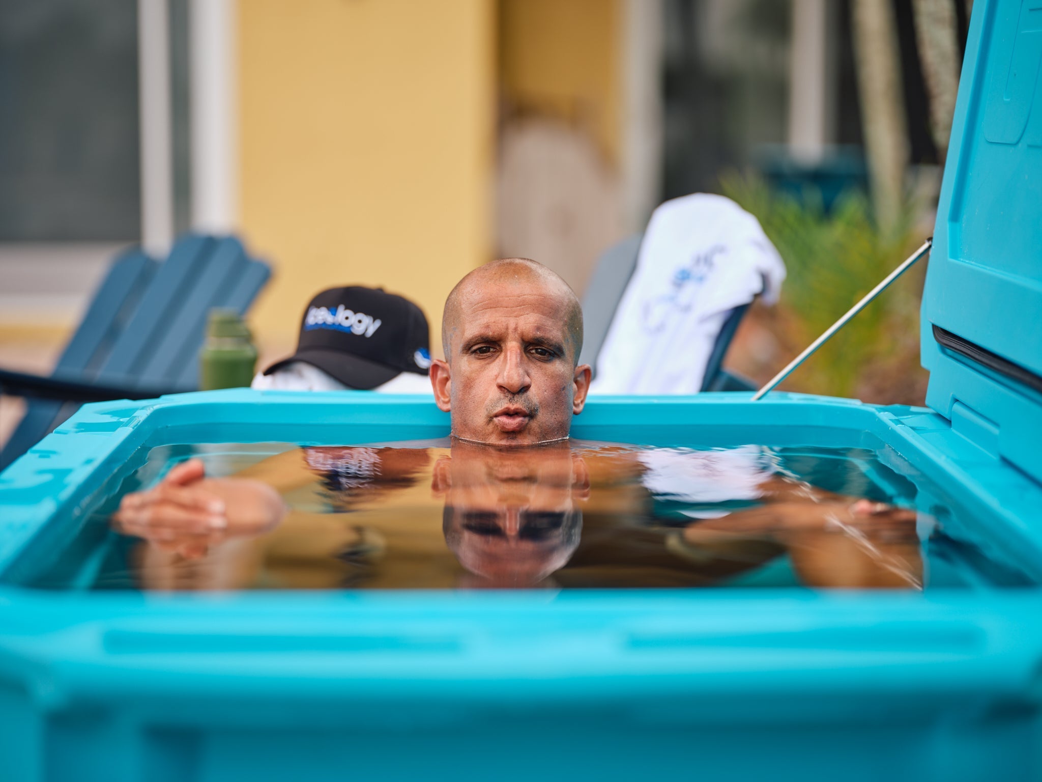 Cold Plunge vs. Hot Bath: Which Aids Recovery Best?